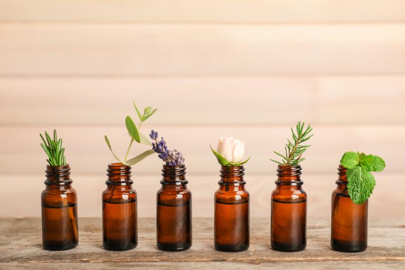 Essential oils to fight against hair loss Ducray