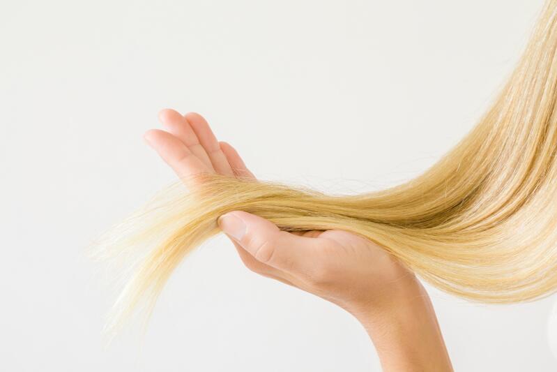 Cycle de vie du cheveu : vrai/faux ? Tout ce qu'il faut savoir | Ducray