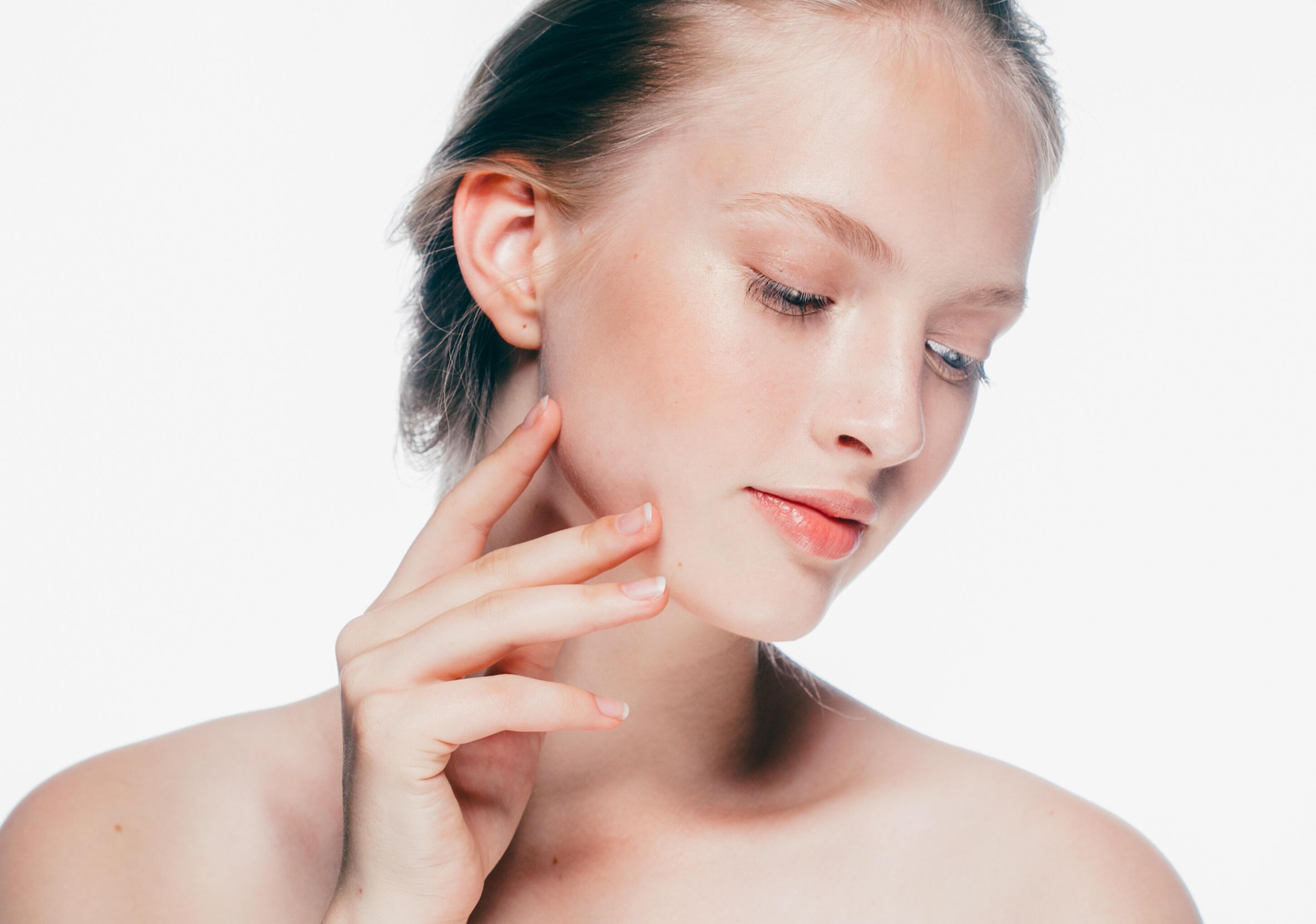 Comprendre et soigner les rougeurs du visage | A-DERMA